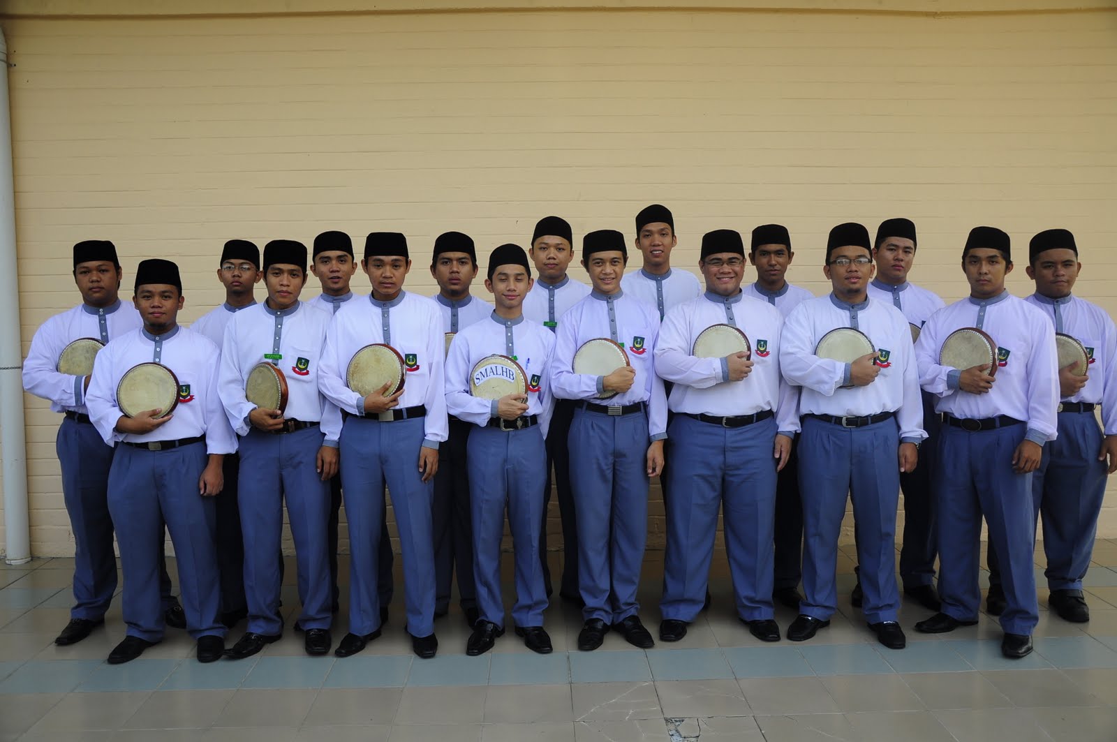 Sekolah Menengah Arab Laki-Laki Hassanal Bolkiah: SMALHB Ke Final ...