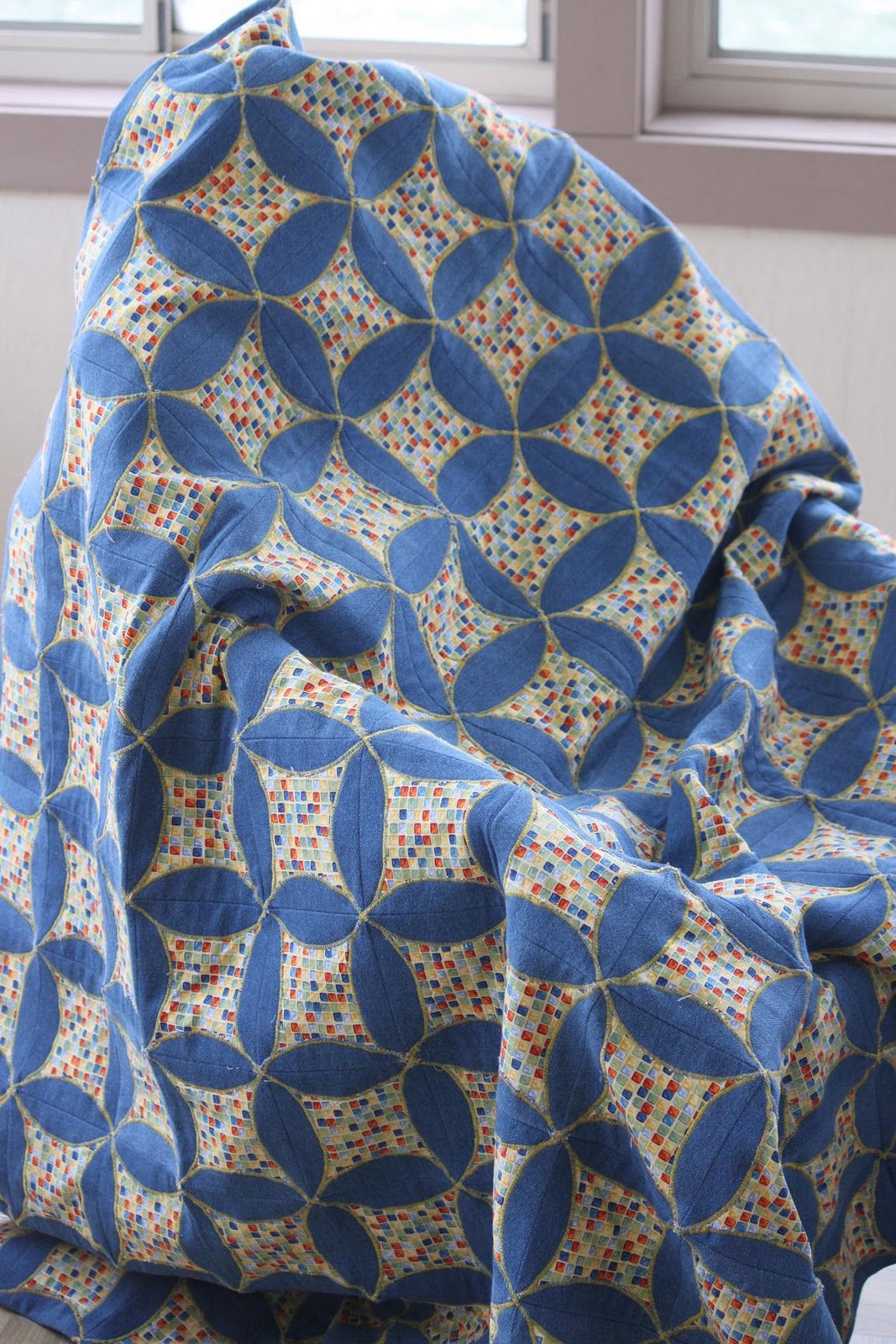 The Invisible Piper: Denim Circle Quilt