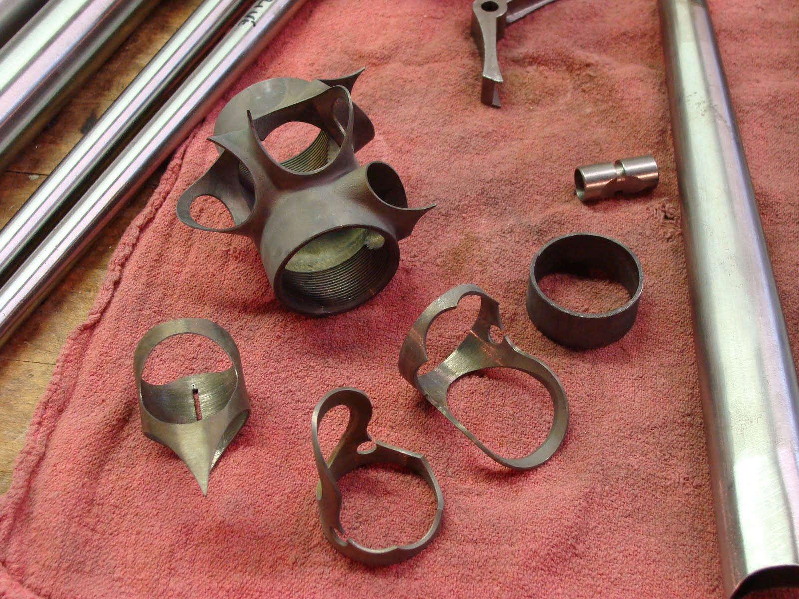 Ellis Cycles: Sydney's Bi-Lam Frame