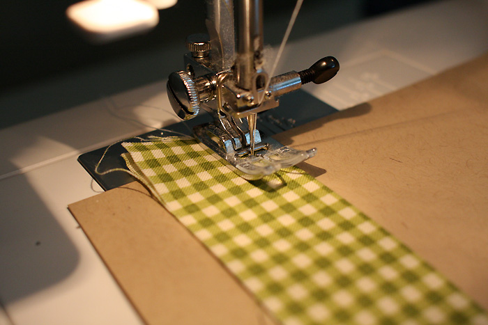 Studio Calico: Tutorial: Fabric Scraps!