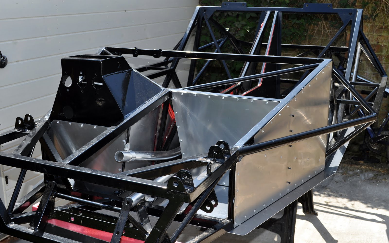Sylva J15 kit car build: More panels