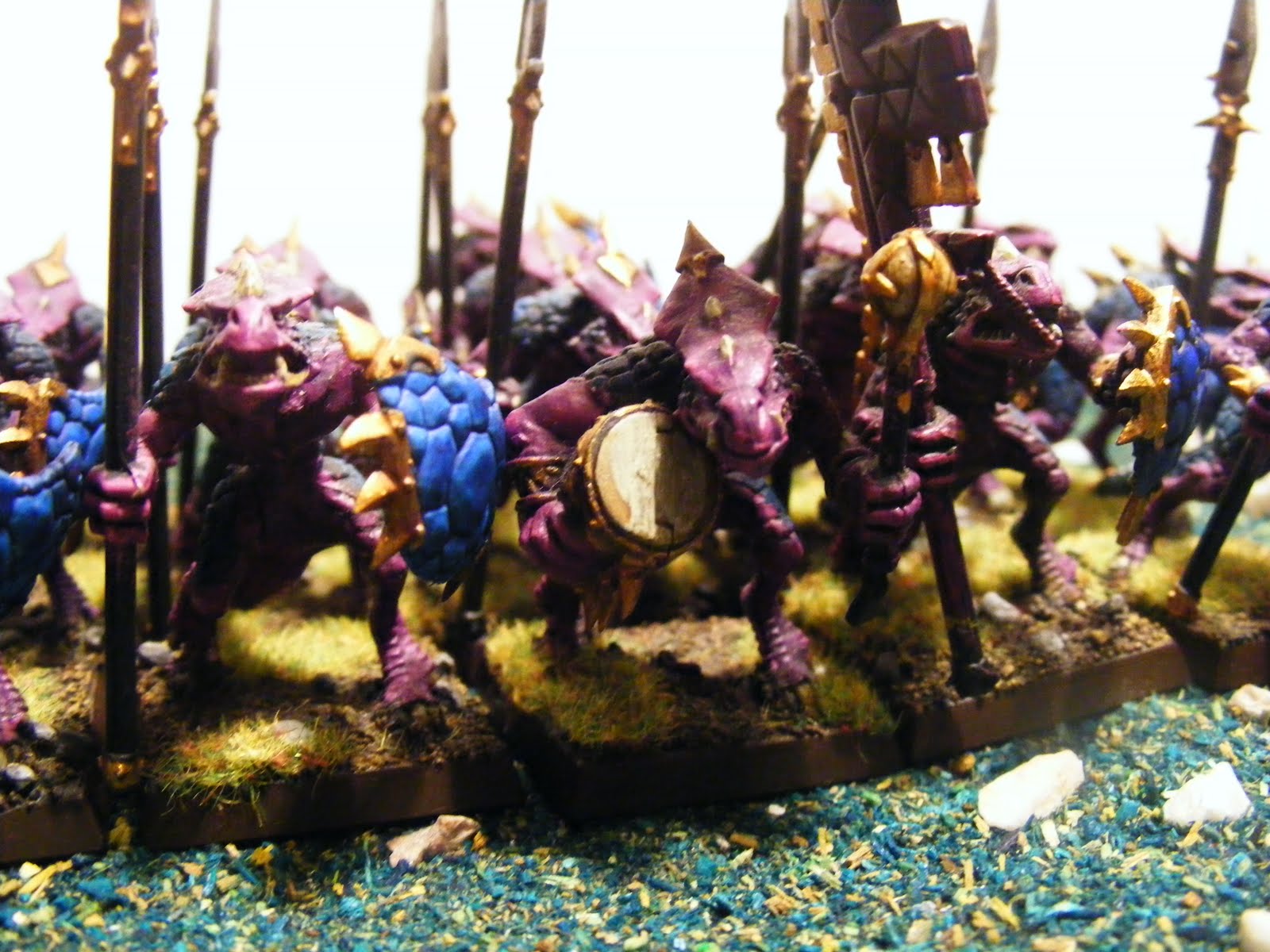 SKYWALKER COMICS: Lizardmen Saurus warriors unit. SOLD!!!!!!