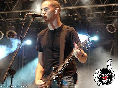 PRI-A77AQUE: La desvinculacion de Ciro Pertusi de A77AQUE