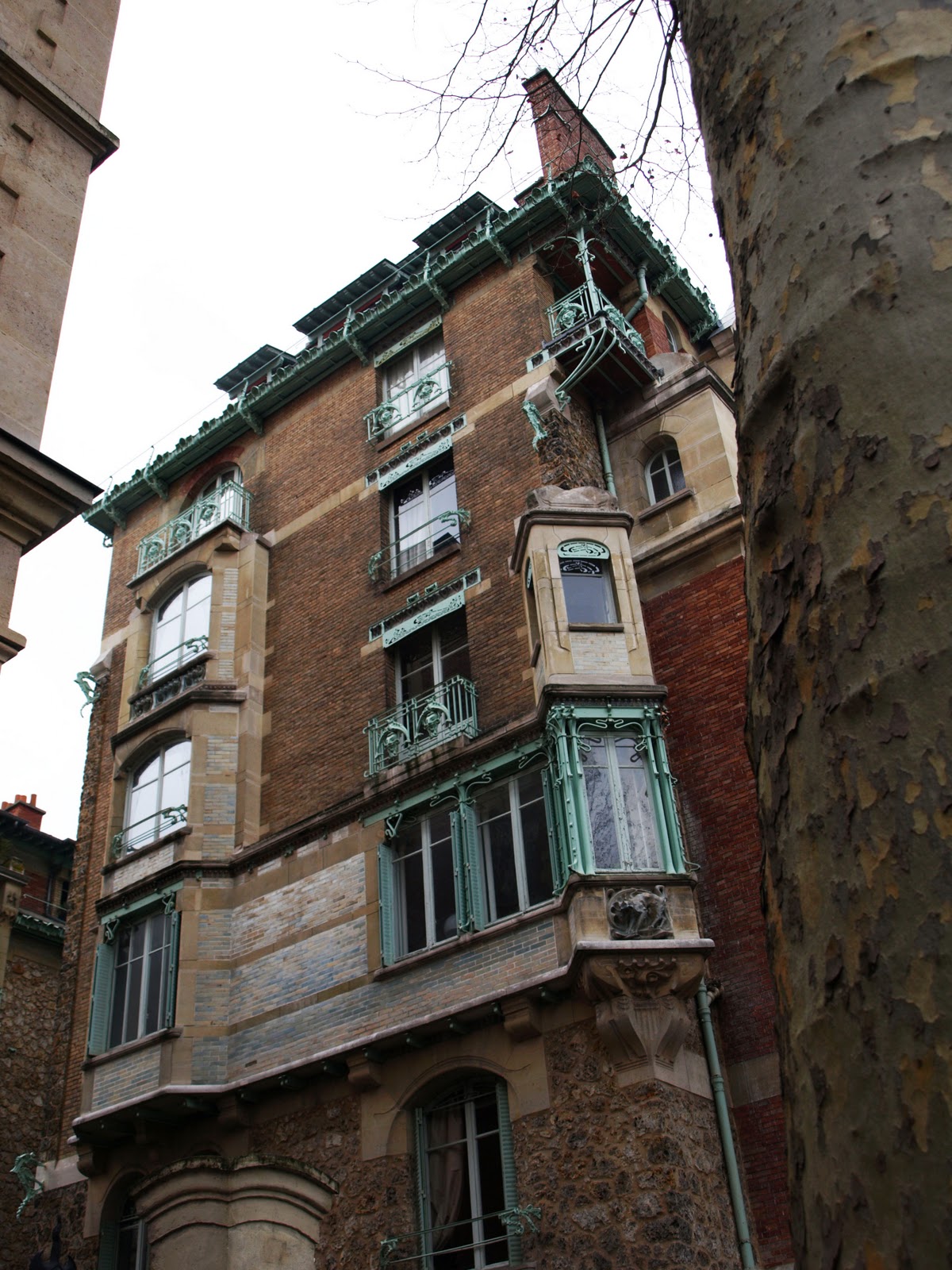 'Castel Béranger' / Art Nouveau (1894-1898) designed by Hector Guimard ...