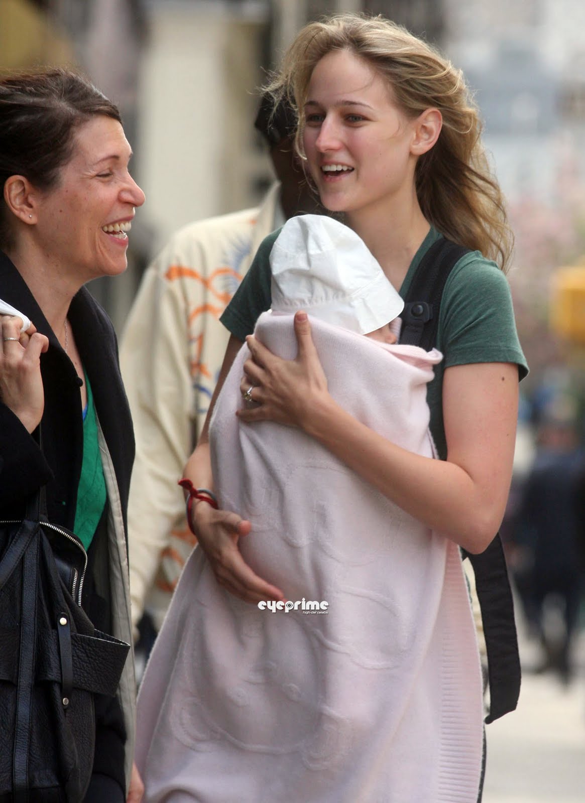 Wallpaper World: Beautiful Hollywood Actress Leelee Sobieski and Her ...