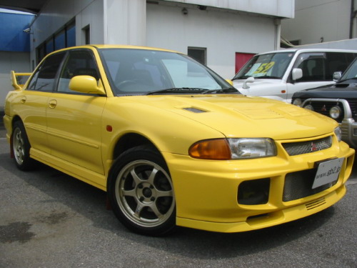Modified Wira Mitsubishi Lancer Evolution: Nice Yellow Mitsubishi Evo 3