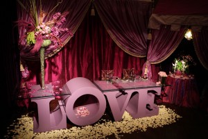 for all things creative!: Awesome Sweetheart Table