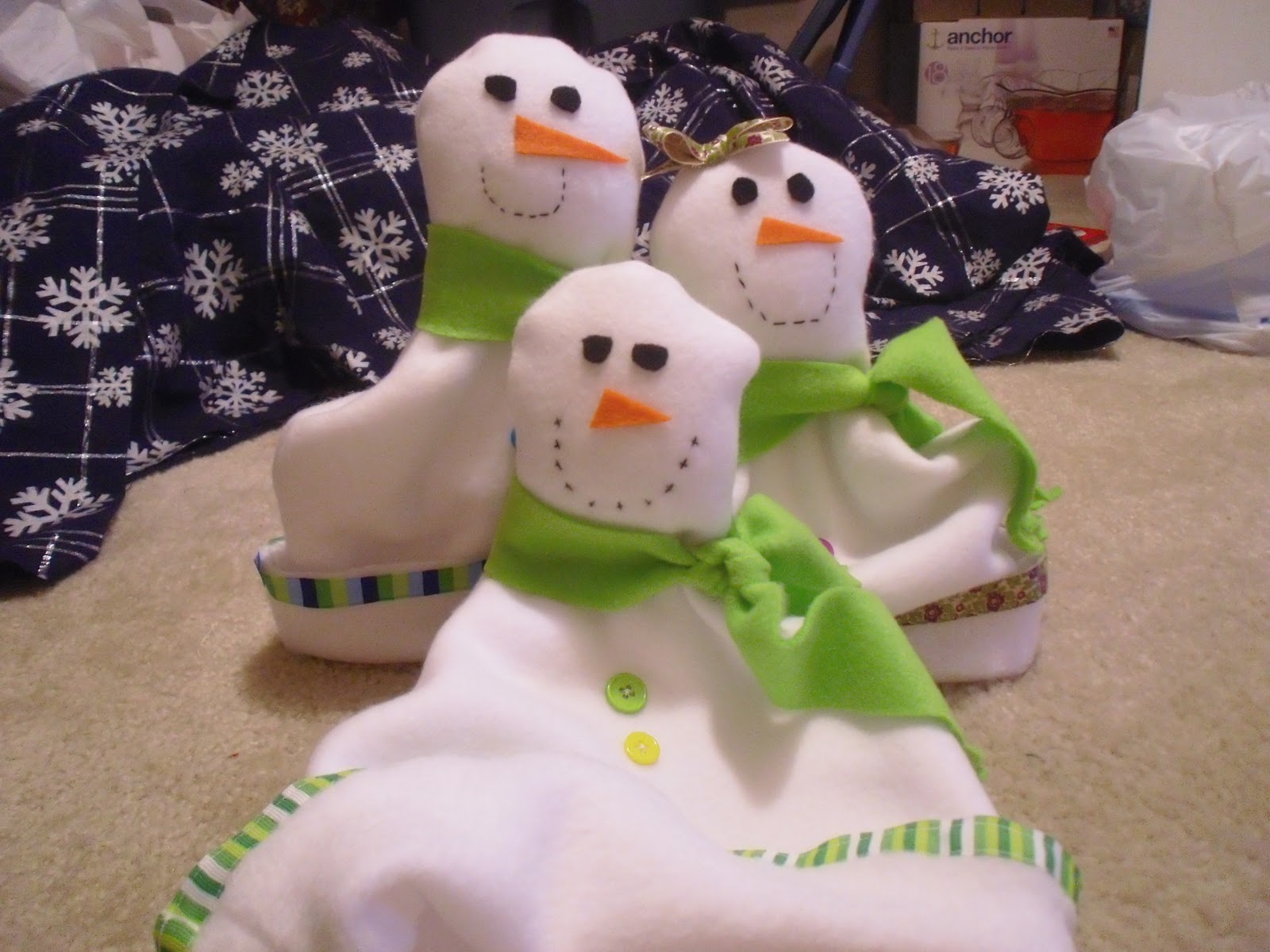 Crafting Amid Chaos: Snowman Birthday Party