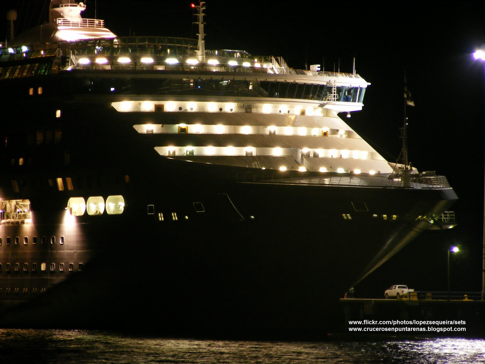 Cruceros en Puntarenas: Fotos de noche del Sea Princess