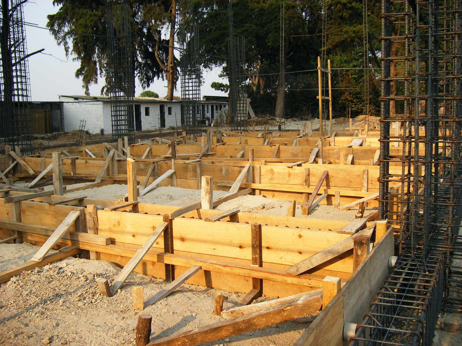 Arquitectura en Guatemala: Formaleta de las Vigas de Cimentacion