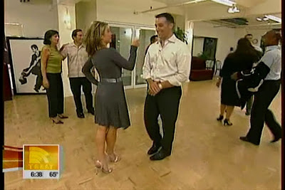News-Babes.com: Amy Robach Salsa Dancing