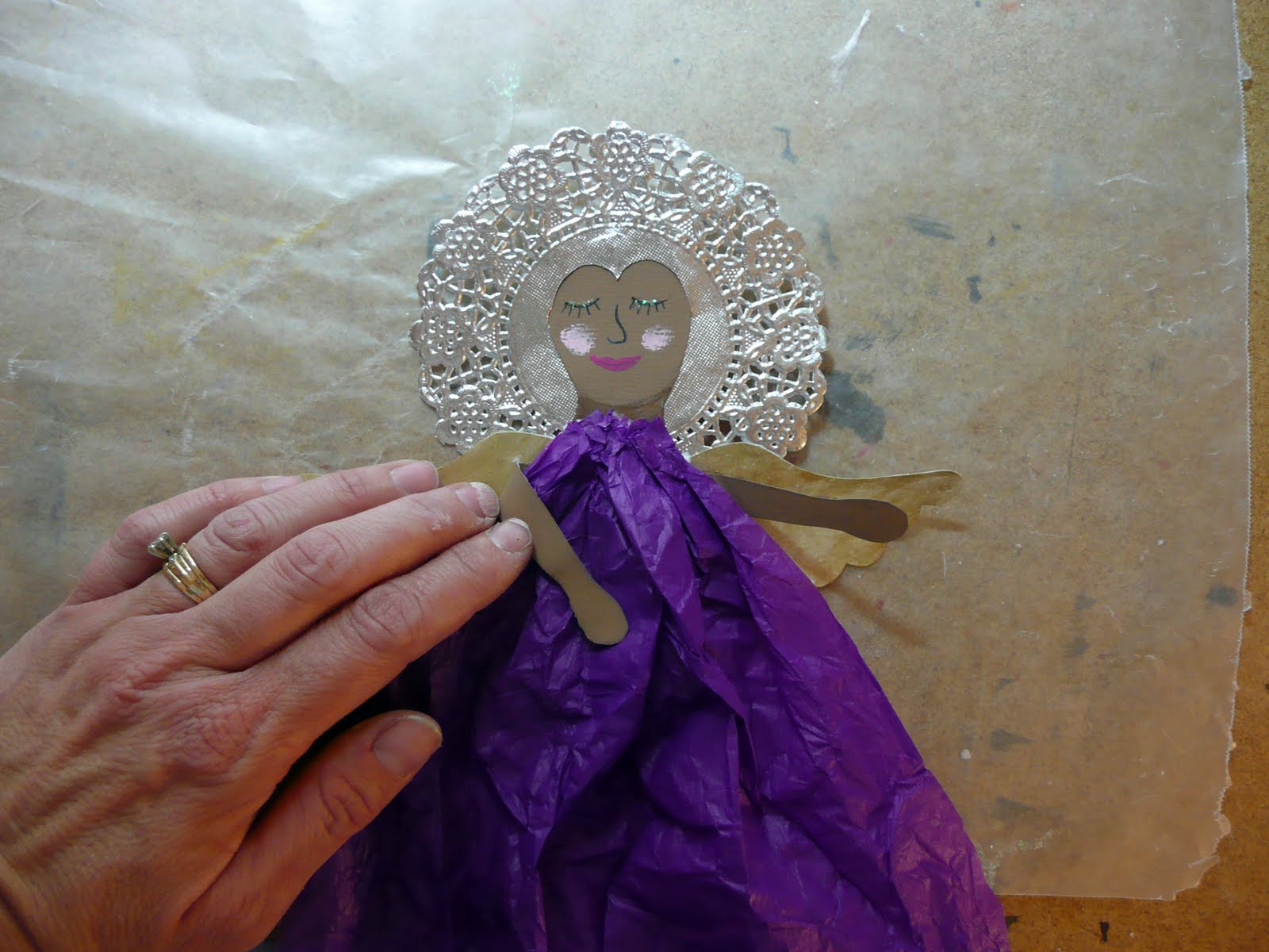 that artist woman: Tissue Paper Angels