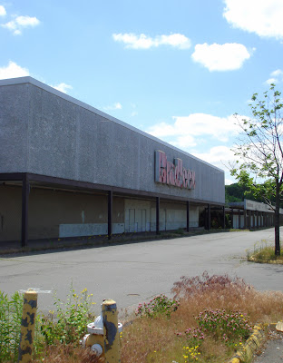 The Caldor Rainbow: Bradlees Store Locator PLUS