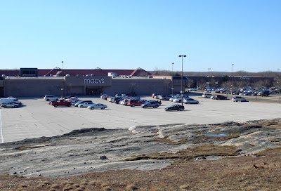 The Caldor Rainbow: Crystal Mall; Waterford, Connecticut