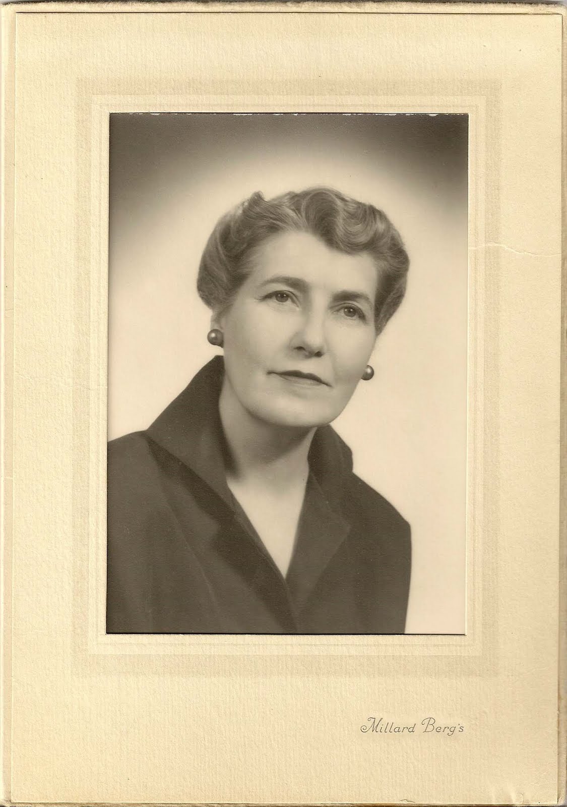 Forgotten Old Photos: April 2010