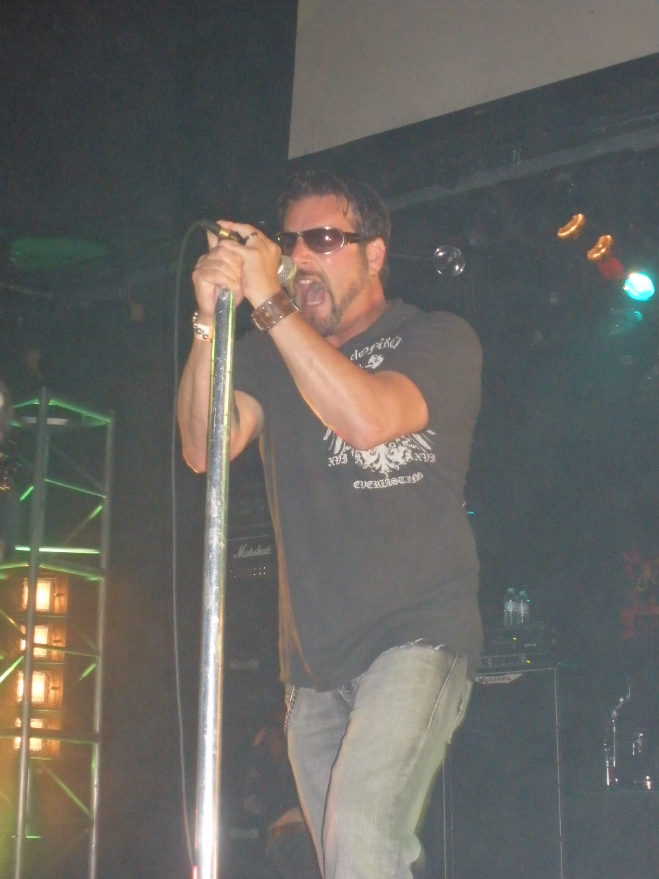 Heavy Metal Blog Zine - Seccion de Reviews / Entrevistas: Entrevista ...