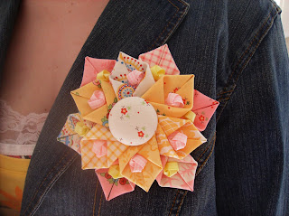 Folded Fabric Flower Brooches | Bumbleberries Boutique