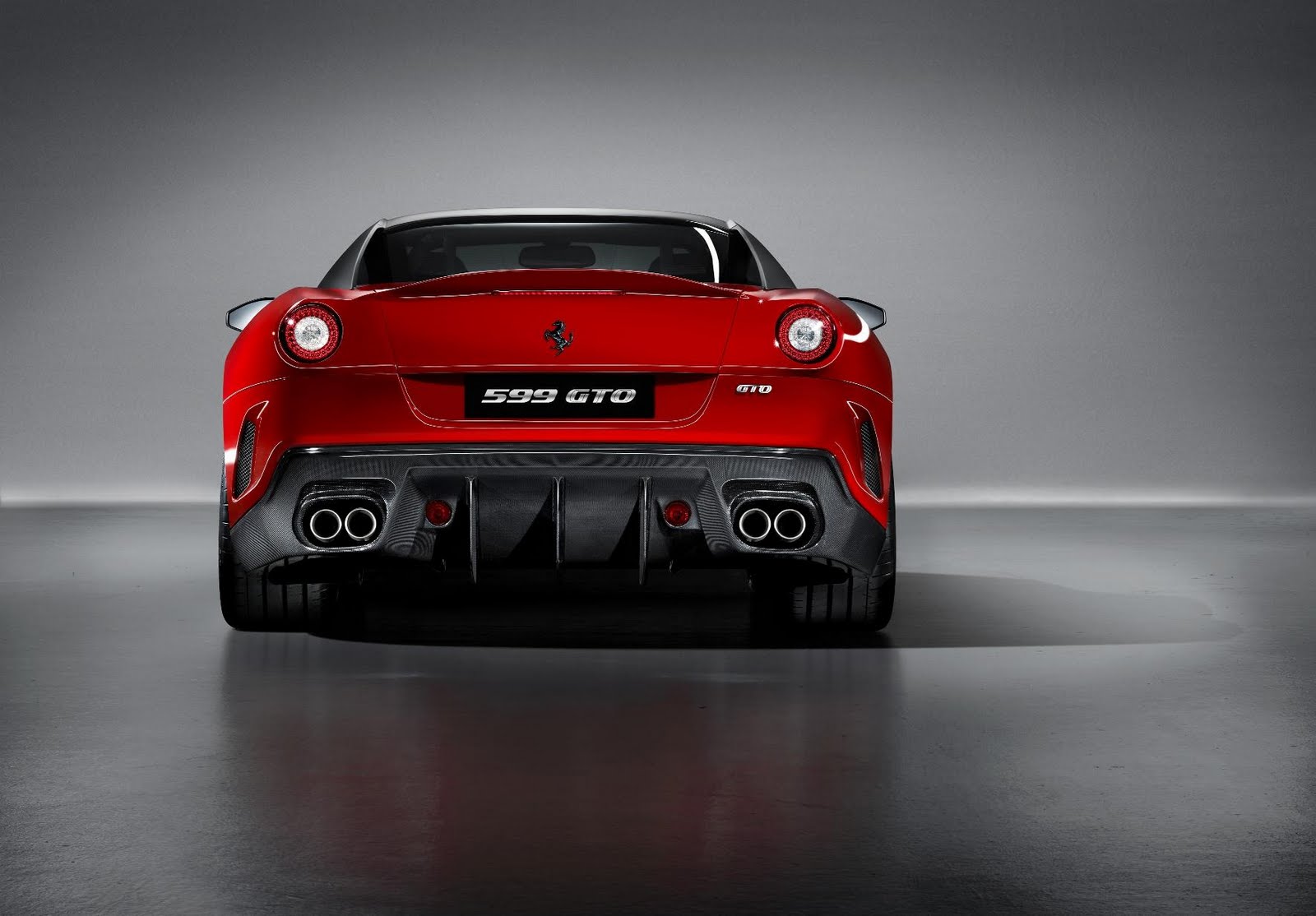 FERRARI 599 GTO: MARANELLO’S 599XX ROAD WARRIOR!