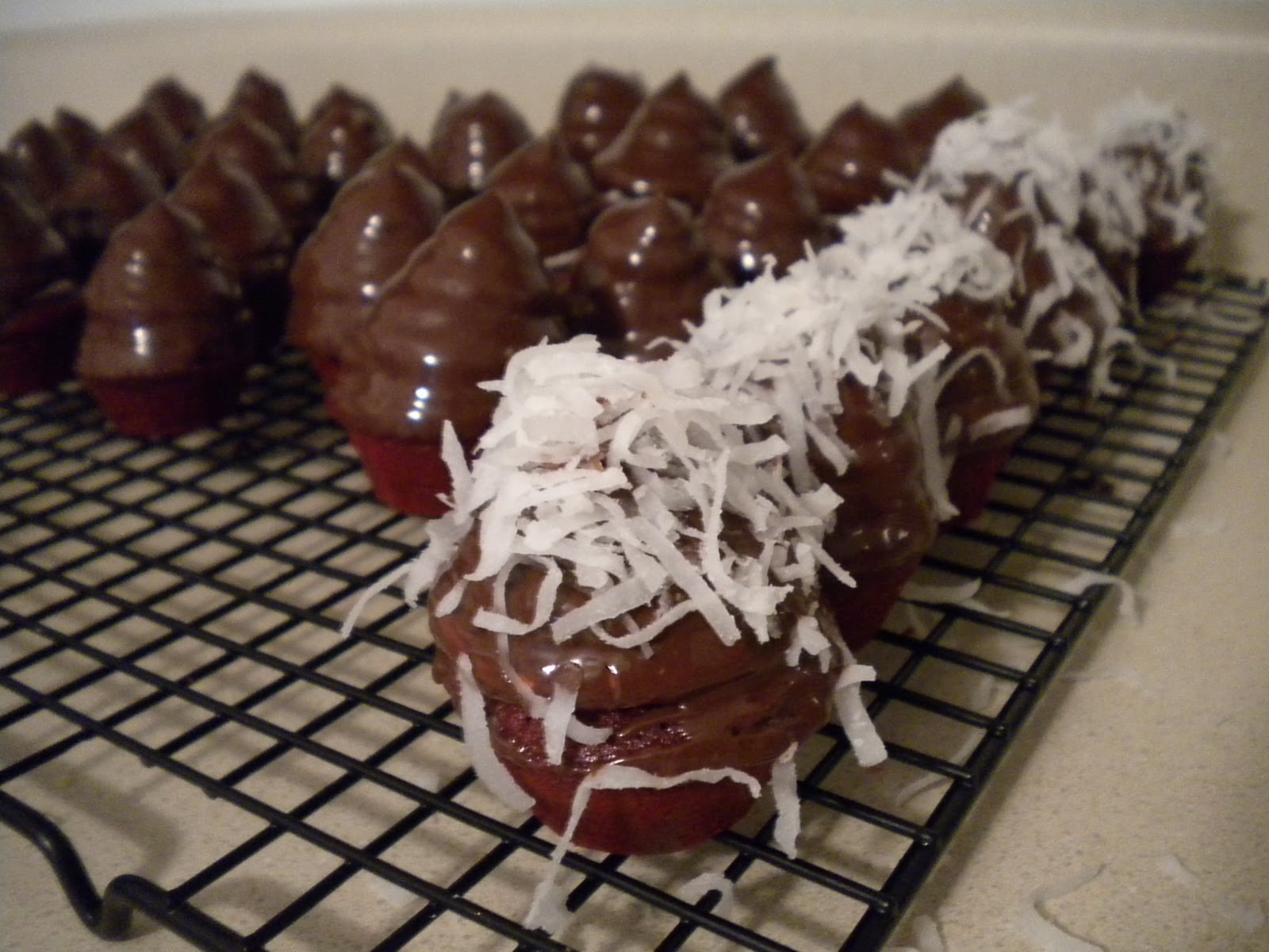 Sweet N Pink..............: The Best Hi Hat Cupcakes