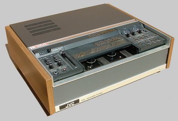 jadual dan skrip: U-Matic, VHS, JVC