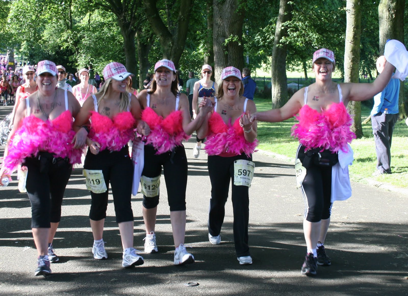 All in the life of me, budgie and friends: Edinburgh Moonwalk marathon ...