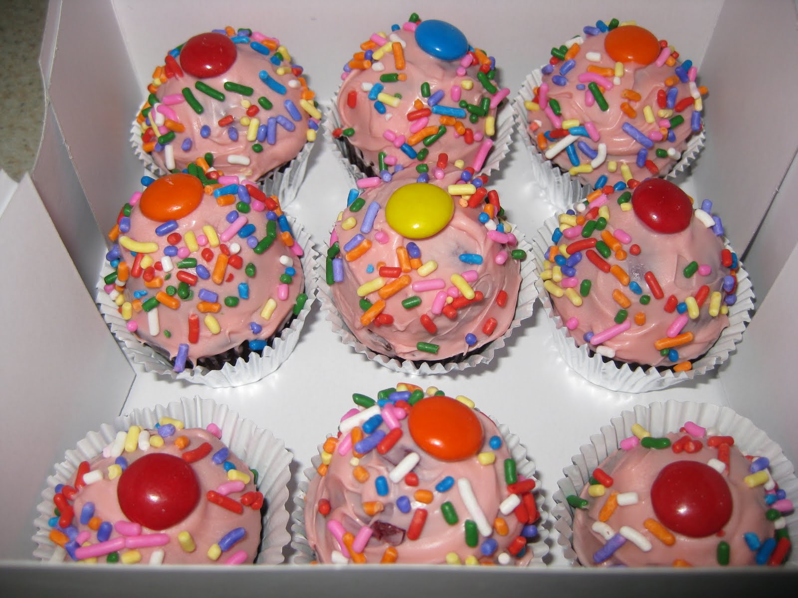 party bites: Birthday Cake Balls