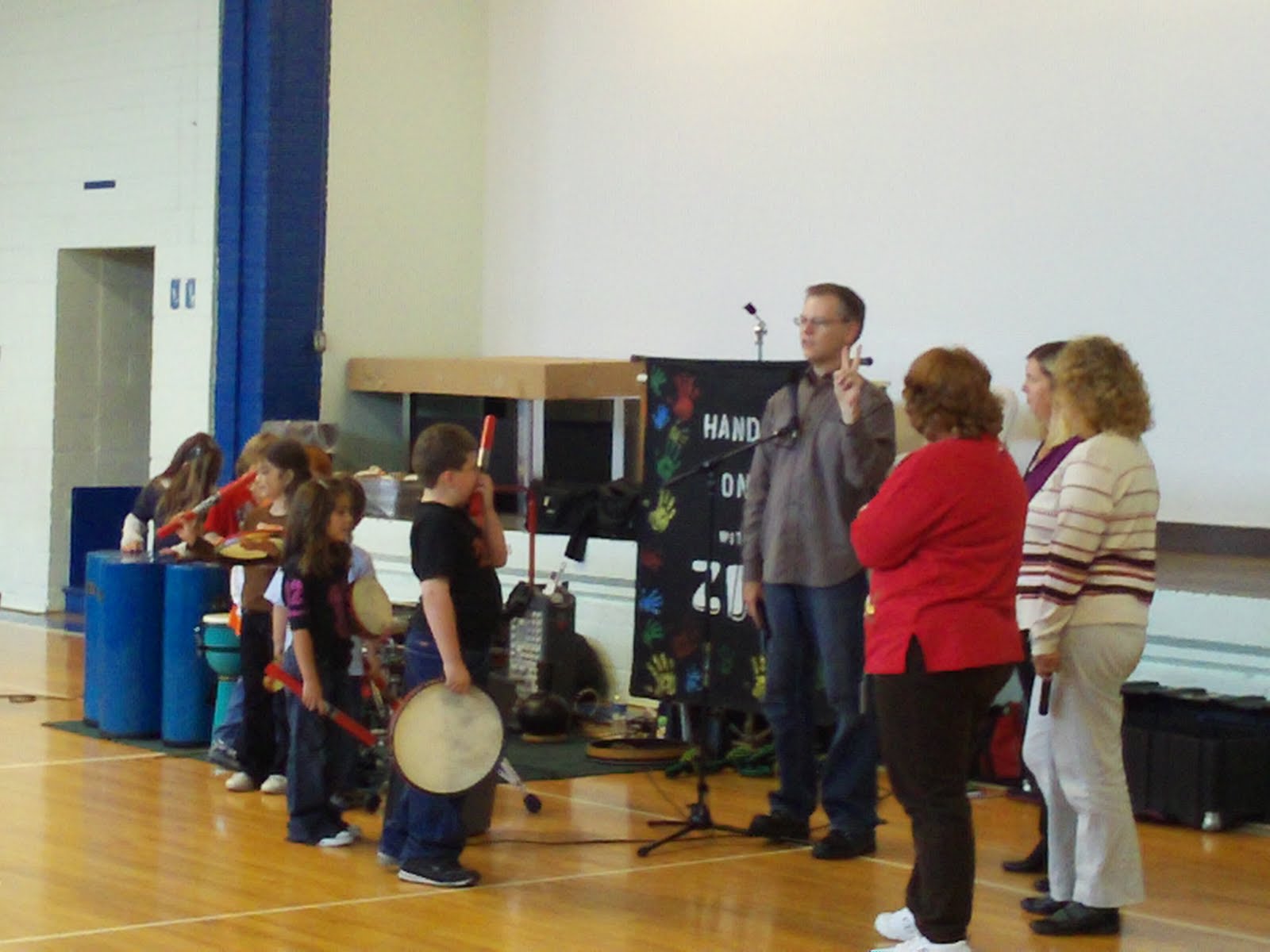 Dickson Elementary School: More Pics With Hands on With Zig