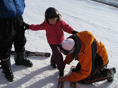 yxeocu: prince harry riding instructor