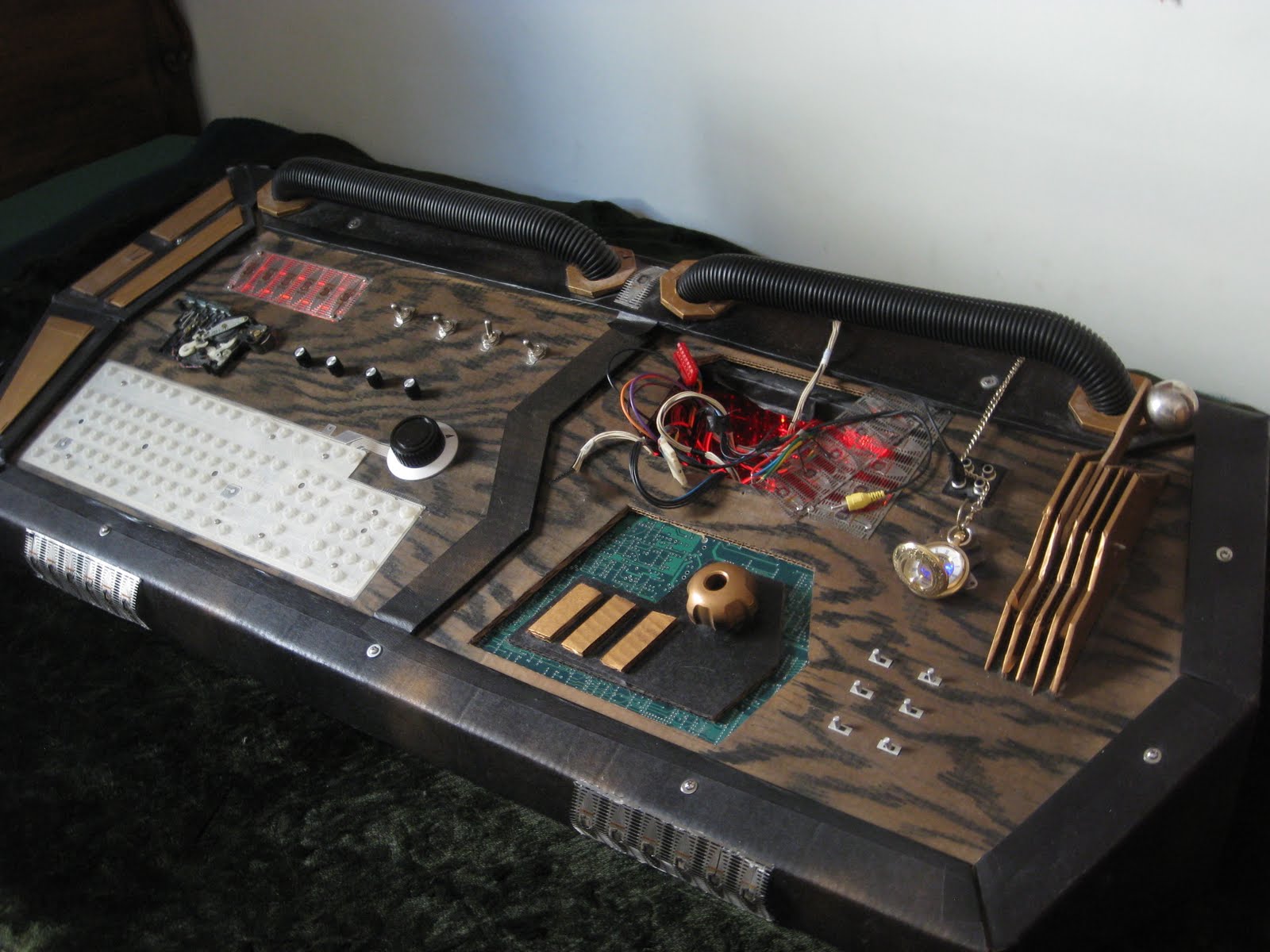 Thingamawidget: Tardis Console