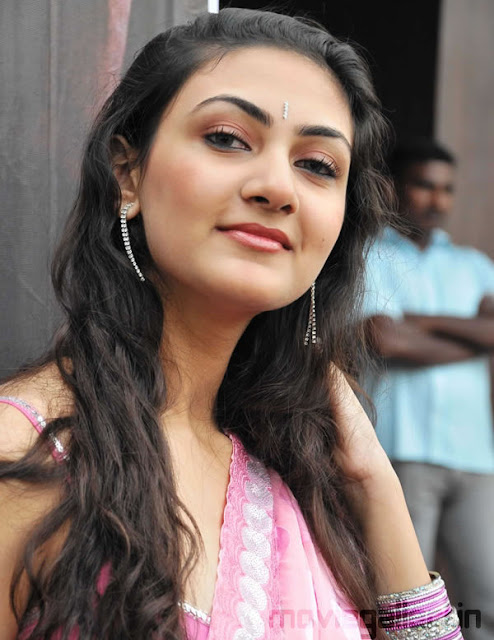 test: Tamil Actress Neelam Stills, Actress Neelam Photo Gallery