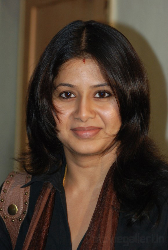 Actress Sangeetha Krish Latest Stills, Sangeetha Latest Photo Gallery ...