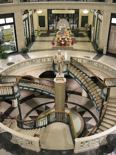 My City Kicks Your Suburb's Butt: Capitol Court may be dead, but malls ...