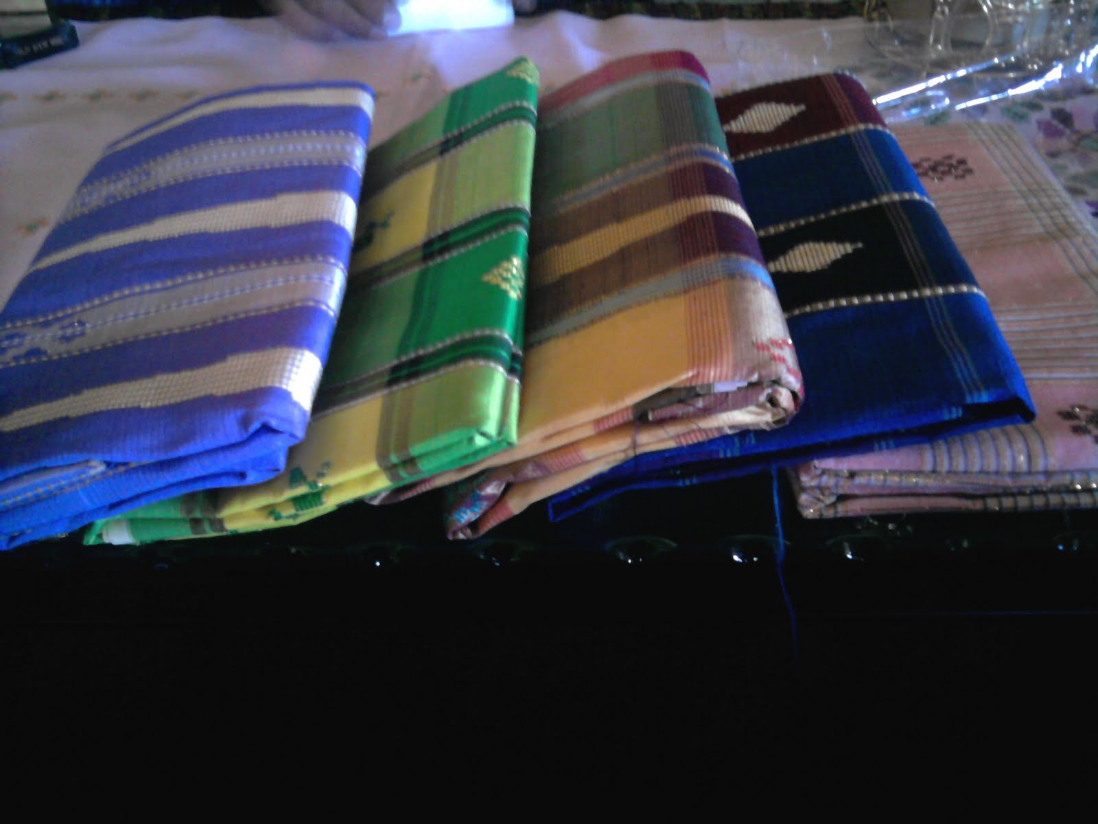 Sarung Sutera Bugis Makassar | TOKO JAYA KARYA