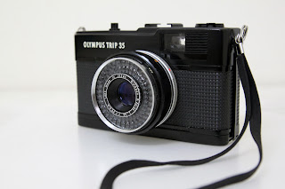 I sell old / antique cameras / lenses / etc: Olympus Trip 35 (Black ...