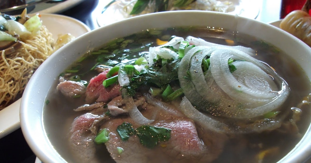 hopeless foodie: Quick Bites: What The Pho?