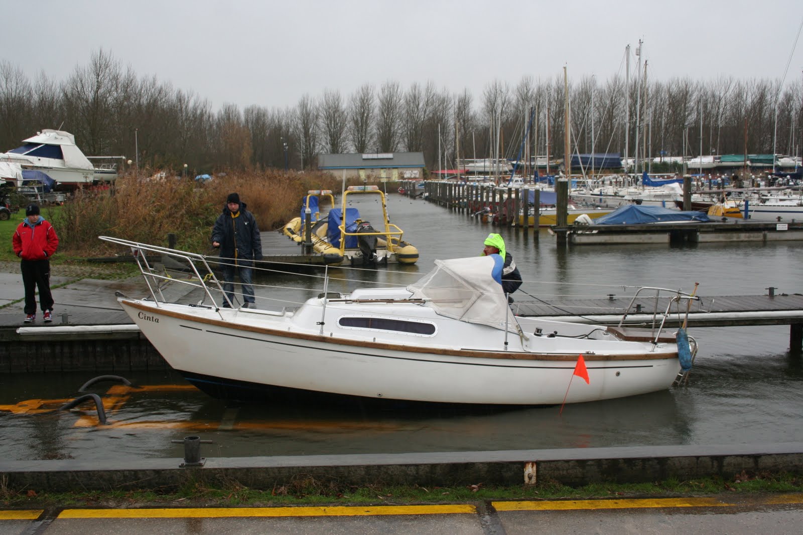 Hurley 700 White Pearl