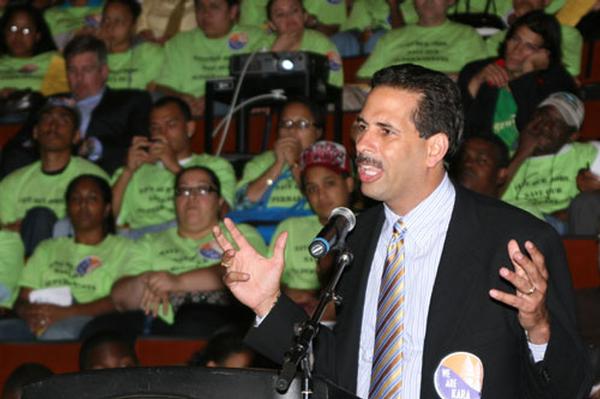 Bronx Political Chatter: Profile of New Councilman: Fernando Cabrera