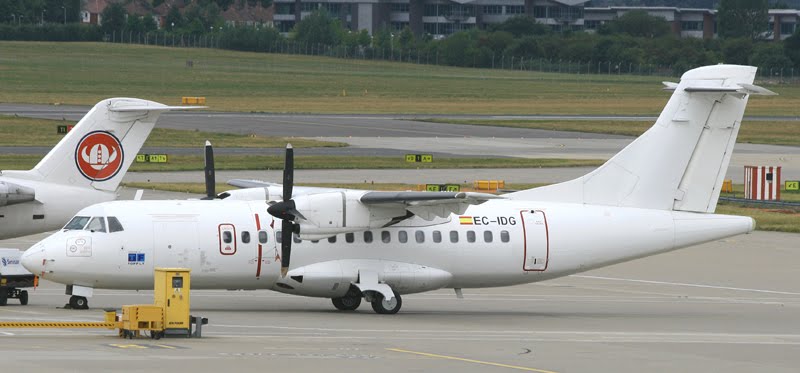 Birmingham Airport Photo Blog: Saturday 7 August 2010 - Iceland Express ...