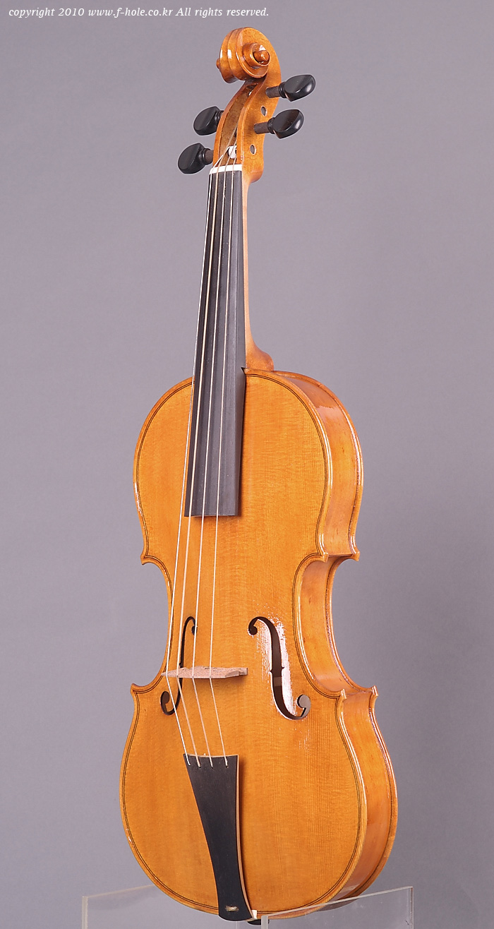 Sock-Chol,Kwon Violin Maker: baroque violin after Jacob Stainer