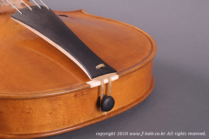 Sock-Chol,Kwon Violin Maker: baroque violin after Jacob Stainer