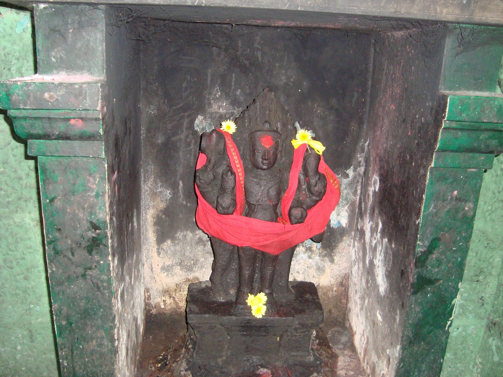 Sanctified Spaces: Uthukadu Ellamman Temple visit