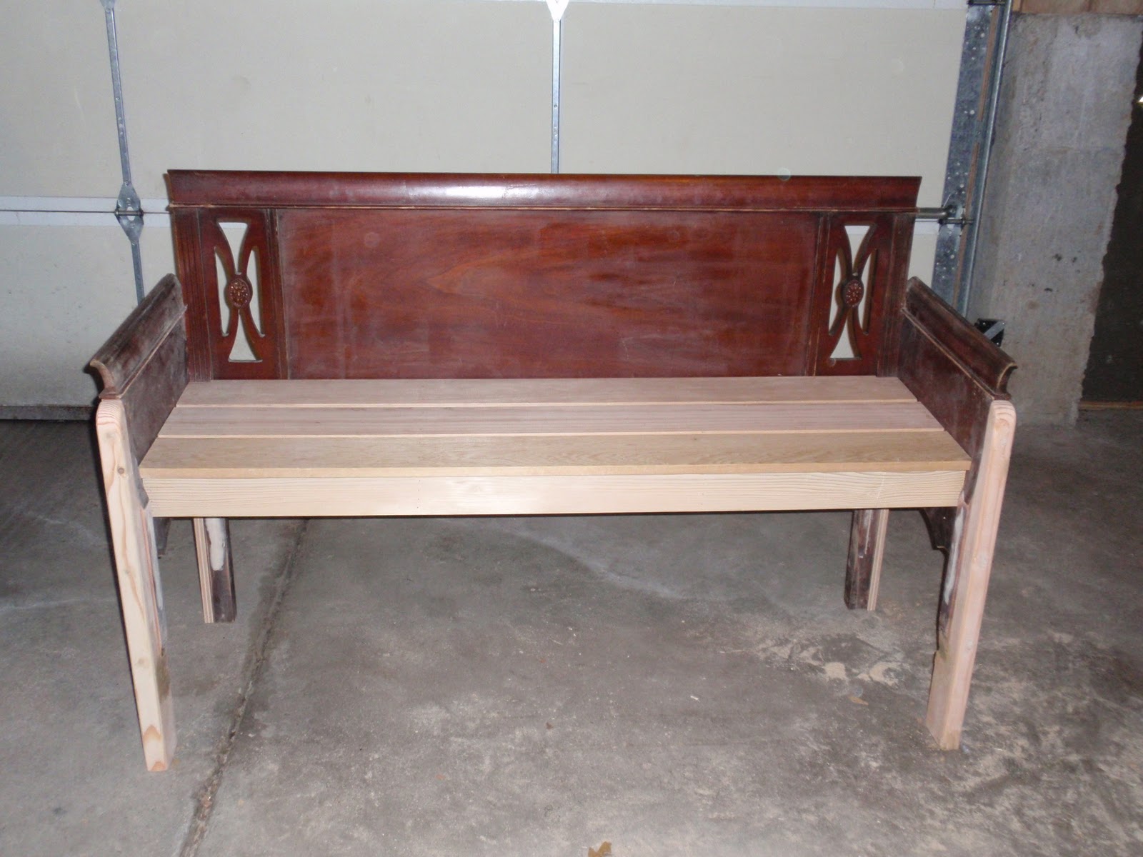 Diary of a Crafty Lady: Bench Made from a Headboard and Footboard!