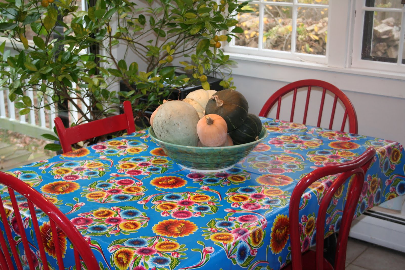 My Handmade Life: Oilcloth, fabulously vintage inspired oilcloth...