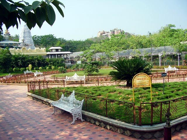 Basara temple | TELANGANA TOURISM