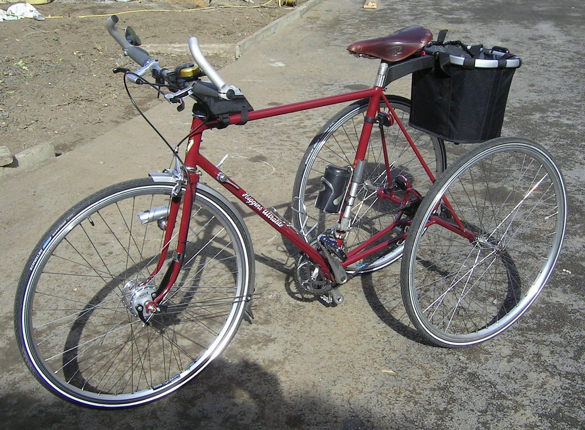 Trikes and (odd) bikes.: Trike brakes.