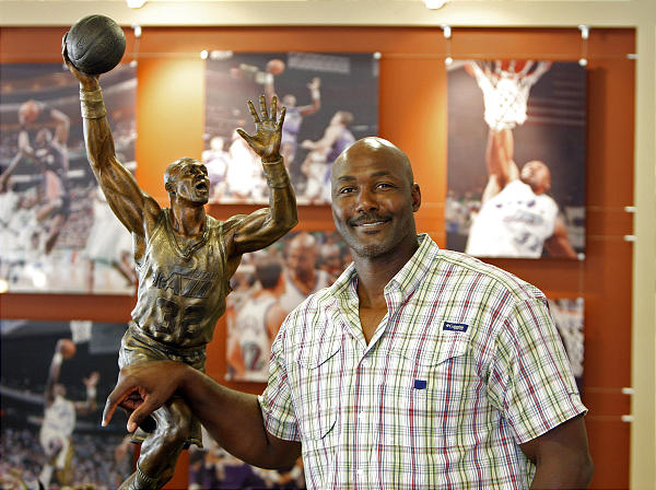 The Cowhide Globe - A Utah Jazz Basketball Blog