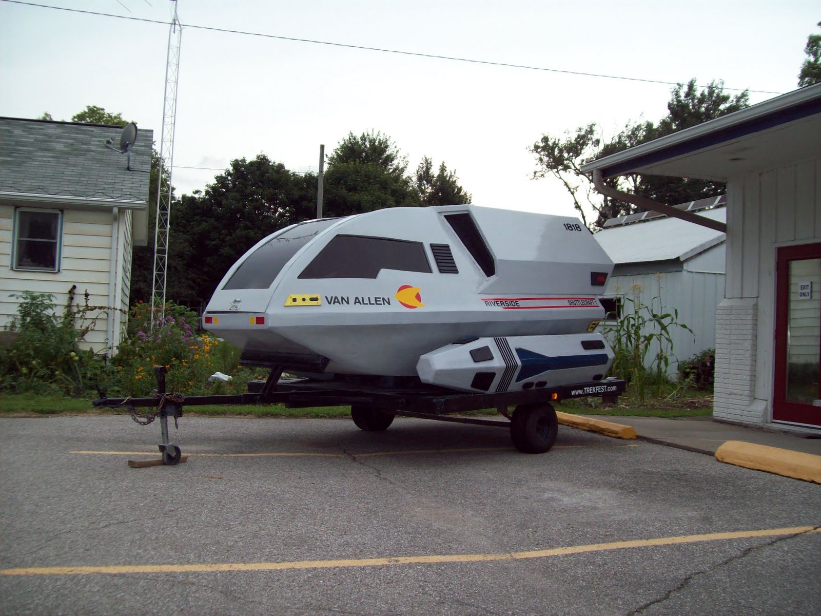 The Midnight Carver: Star Trek Mania in Iowa