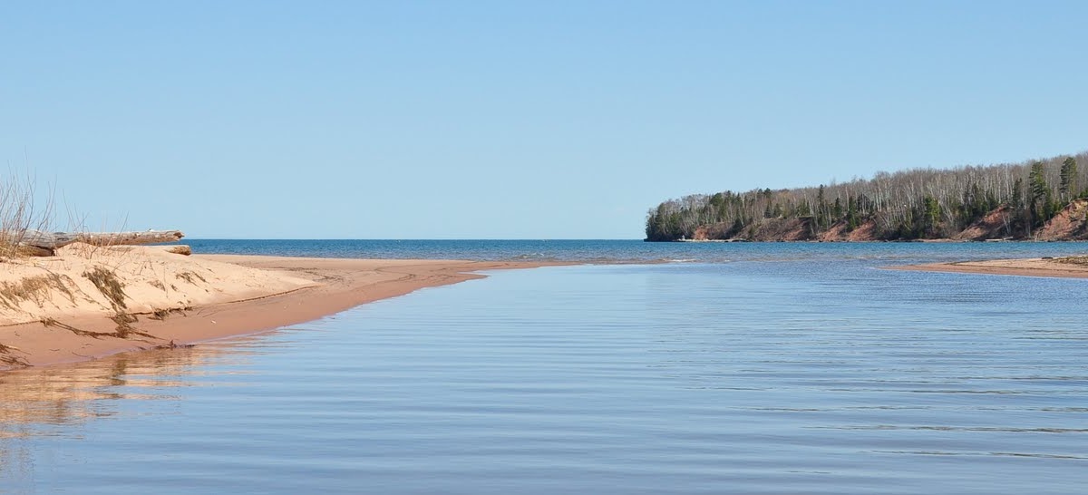 The Lake is the Boss: Spring in Bark Bay