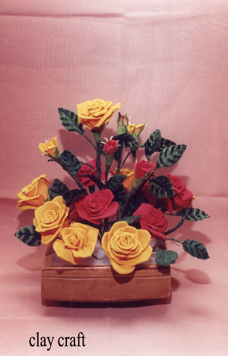 clay flowers and figurines: FLOWER ARRANGEMENT