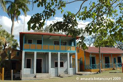 FlashCUBA: FOTOS DESDE HOLGUIN, EN EL ORIENTE DE CUBA.: Museo Conjunto ...